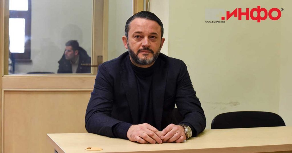 КАМЧЕВ ЈА ПОВЛЕЧЕ ТУЖБАТА ПРОТИВ КИЧЕЕЦ Синот Лазар ја брани Јанева ...