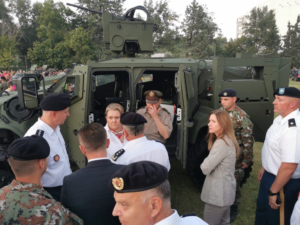 АРМИЈАТА „ИСКРШИ ТАБЛА ЈАЈЦА“ Прославен 30-годишниот јубилеј од ...