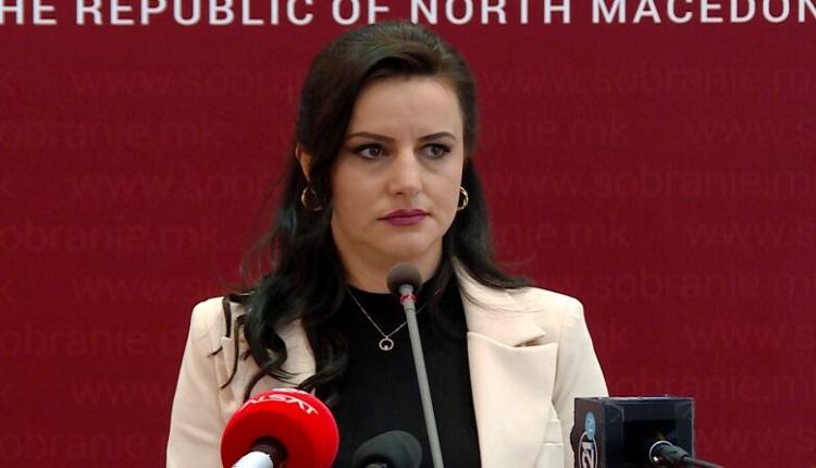 АЛТЕРНАТИВА ВЛЕГЛА ВО ВЛАДАТА ЗА АТЕР НА ЕДИ РАМА? Пратеничката Сафије ...