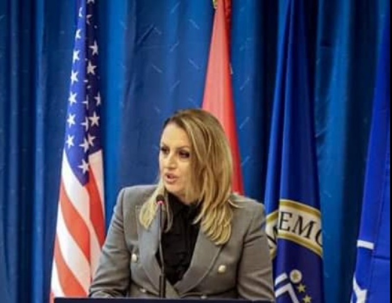 КАДАР НА ДУИ БЛИЗОК СО ГРУБИ ЌЕ КУПУВА И ПРОДАВА СТРУЈА ЗА ЕСМ Мерита ...