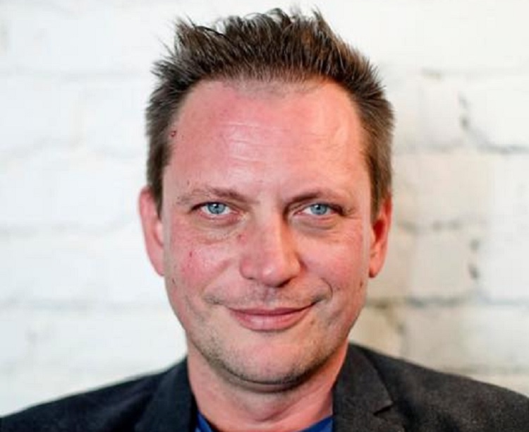 ДРОГАТА И АЛКОХОЛОТ МУ БИЛЕ ИЗГОВОР Хрватски режисер со години ...